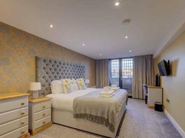 1 bedroom flat for sale in Duchess of Hamilton The Engine Shed Whitby YO21
