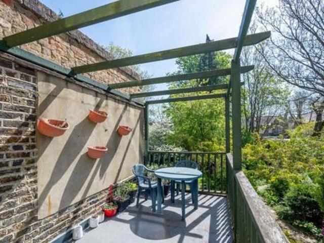 1 Bedroom Flat For Sale In Ealing Broadway, London