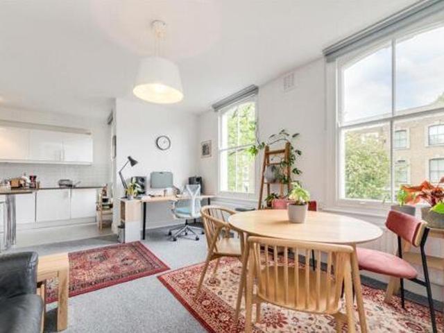 1 Bedroom Flat For Sale In East Canonbury