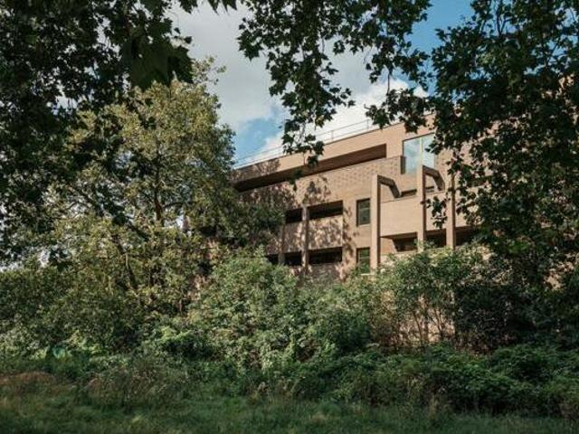 1 Bedroom Flat For Sale In East Churchfield Road