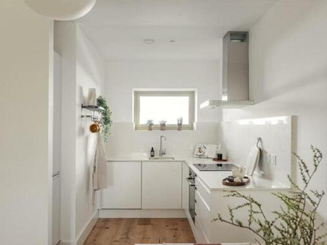 1 Bedroom Flat For Sale In East Churchfield Road