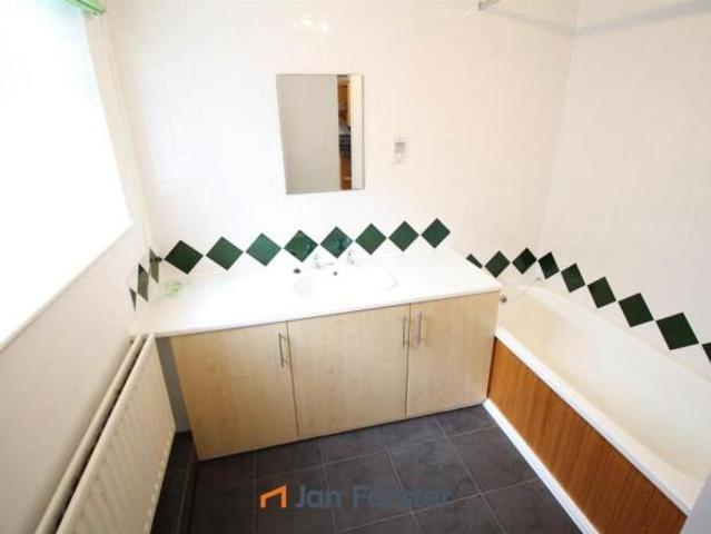 1 bedroom flat for sale in East View, Wide Open, Newcastle Upon Tyne, NE13