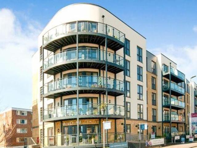 1 Bedroom Flat For Sale In Eastbourne, East Sussex