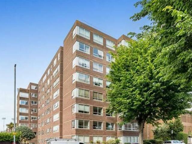 1 bedroom flat for sale in Eaton Road Hove BN3