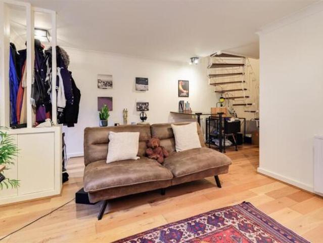 1 bedroom flat for sale in Eden Street, Cambridge, CB1