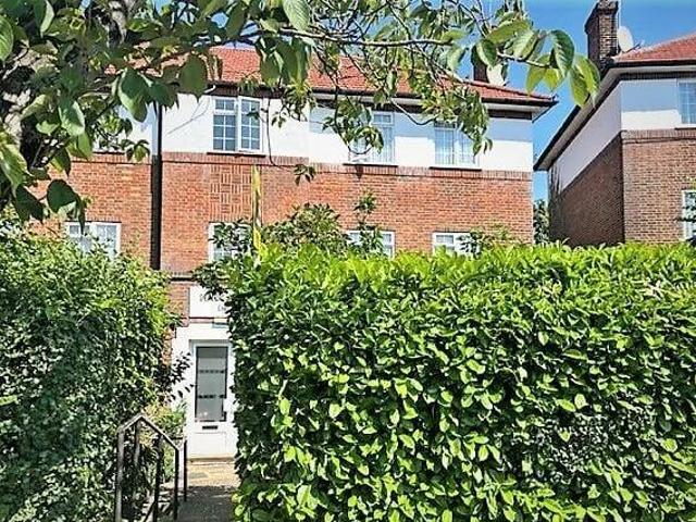 1 Bedroom Flat For Sale In Edgware
