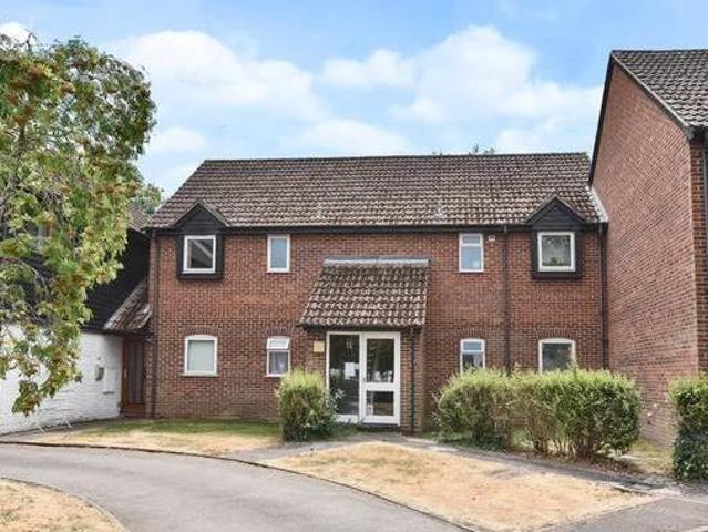 1 bedroom flat for sale in Eeklo Place Newbury RG14
