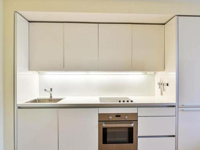 1 Bedroom Flat For Sale In Elephant And Castle, London
