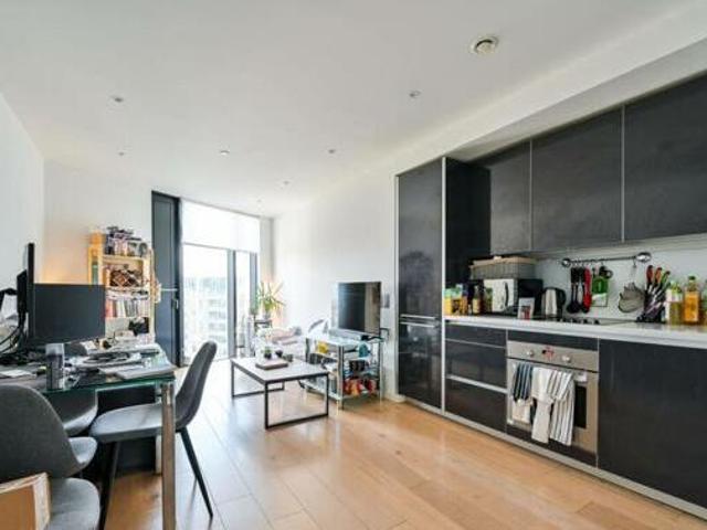 1 Bedroom Flat For Sale In Elephant And Castle, London