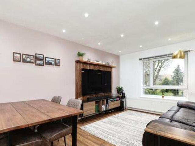 1 Bedroom Flat For Sale In Enfield, Middlesex