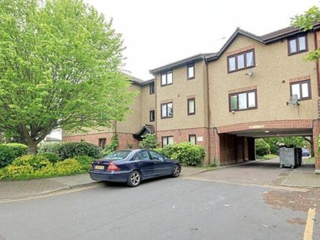 1 Bedroom Flat For Sale In Enfield