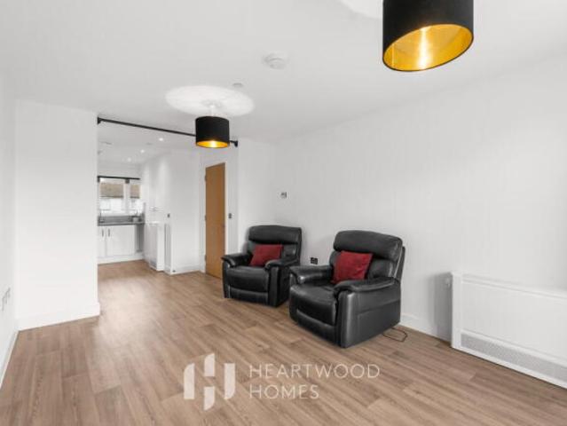 1 bedroom flat for sale in Eywood House, Holyrood Crescent, St. Albans, AL1 2DD, AL1