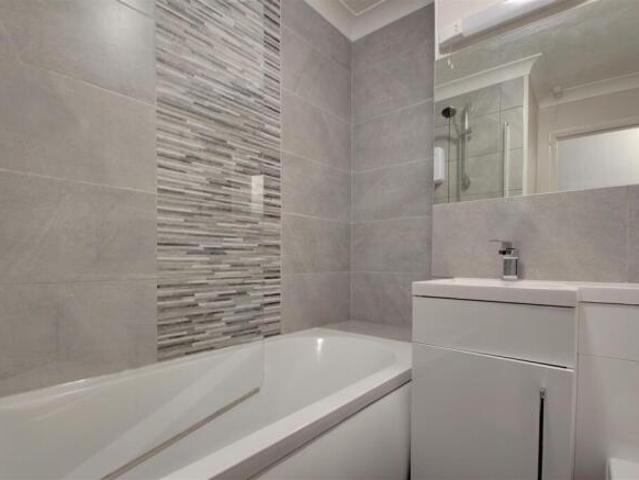 1 bedroom flat for sale in Fairfields, Broadwater Road, Worthing, BN14