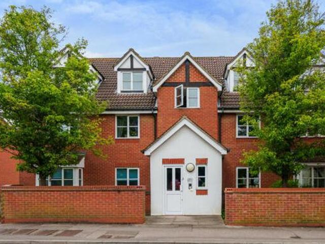 1 Bedroom Flat For Sale In Farnham
