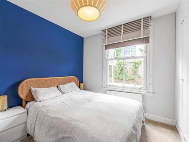 1 bedroom flat for sale in Fenwick Place, London, SW9