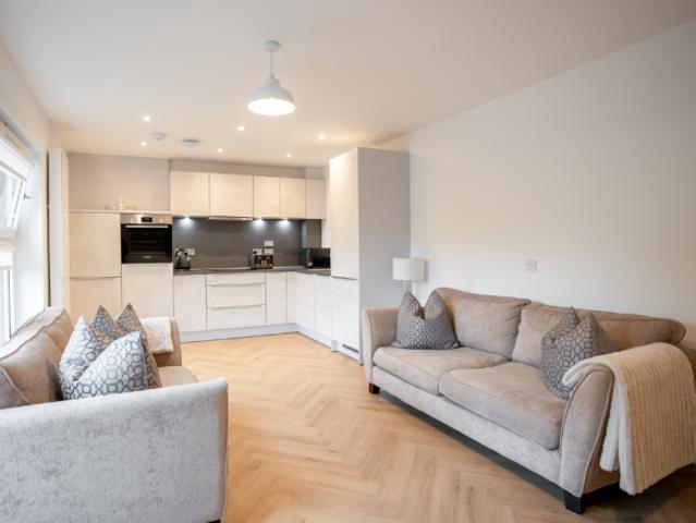 1 bedroom flat for sale in Festival Court, Prince's Quay, Glasgow, G51