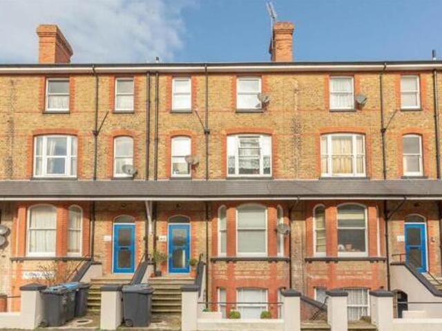1 Bedroom Flat For Sale In Fodbury Court Ethelbert Square