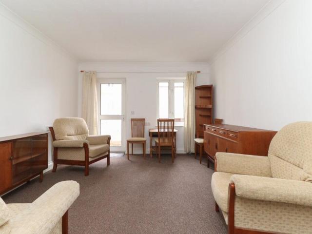 1 bedroom flat for sale in Fort Hill, Margate, Kent, CT9