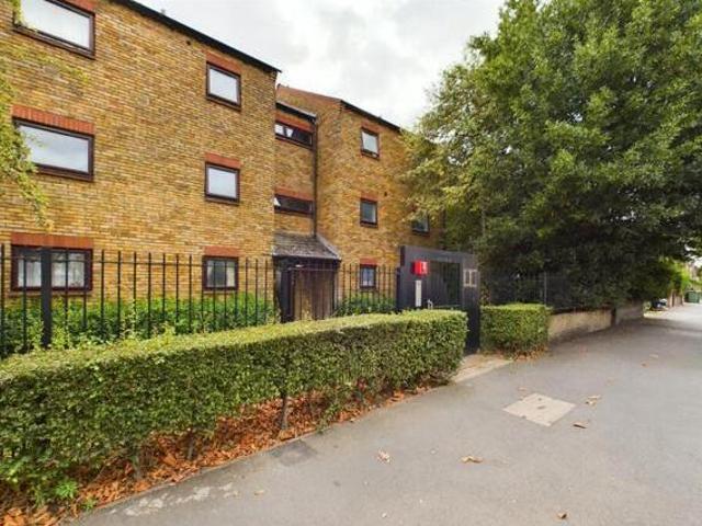 1 Bedroom Flat For Sale In Forest Gate, London