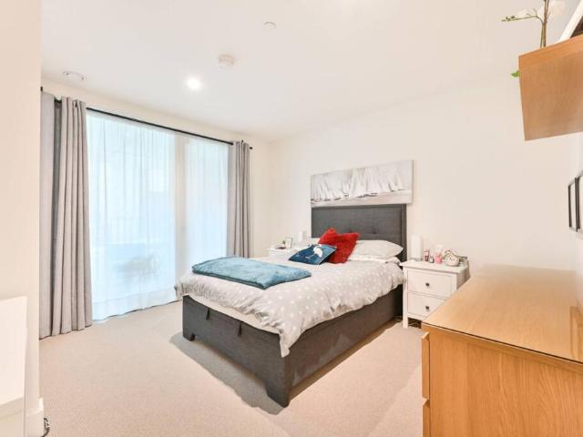 1 bedroom flat for sale in Foster Apartments, Wembley Park, WEMBLEY, HA9