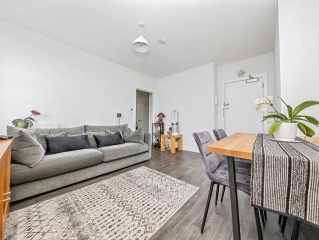 1 bedroom flat for sale in Foundation Street, Ipswich, IP4