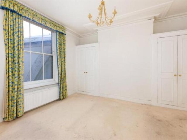 1 bedroom flat for sale in Flood Street, London, SW3