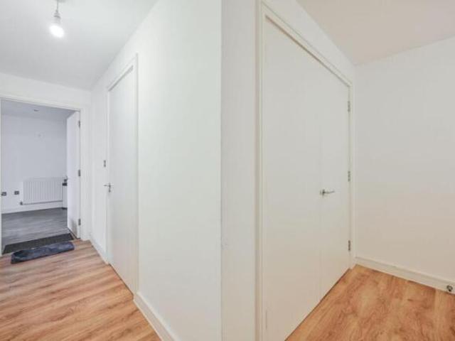 1 bedroom flat for sale in Flora House, 11 Cromie Close, London, N13, Palmers Green, London, N13