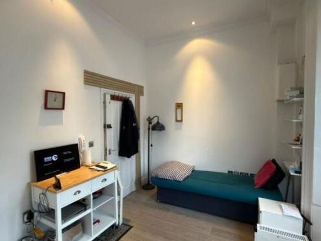 1 bedroom flat for sale in Flat M, The Lodge, 22 Leigham Court Road, Streatham Hill, London, SW16 2PL, SW16