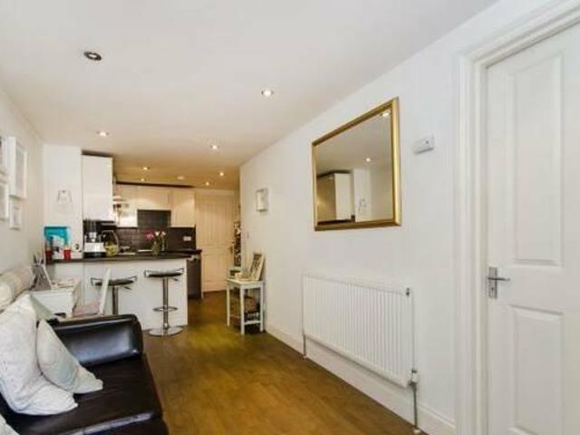1 bedroom flat for sale in Flat B 181 Kingston Road London SW19 1LH SW19