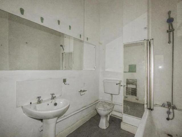 1 bedroom flat for sale in Flat B, 35 Sandringham Road, Hackney, London, E8