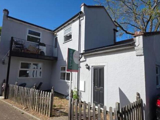 1 bedroom flat for sale in Flat 1, 186 Warley Hill, Warley, Brentwood, Essex, CM14 5HF, CM14