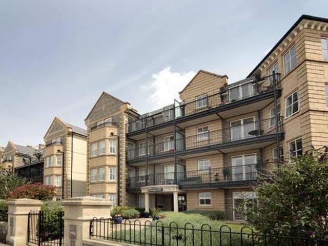 1 bedroom flat for sale in Flat 25 Pegasus Court Beach Road WestonSuperMare Somerset BS23