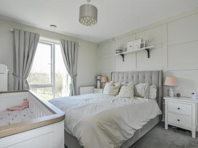1 bedroom flat for sale in Flat 7 Waddington House, Barnes Wallis Way, Bricket Wood, St. Albans, AL2