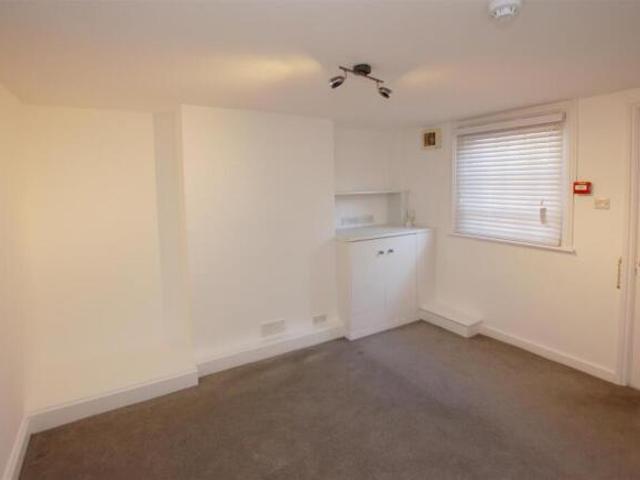 1 bedroom flat for sale in Garden Road, Tunbridge Wells, TN1