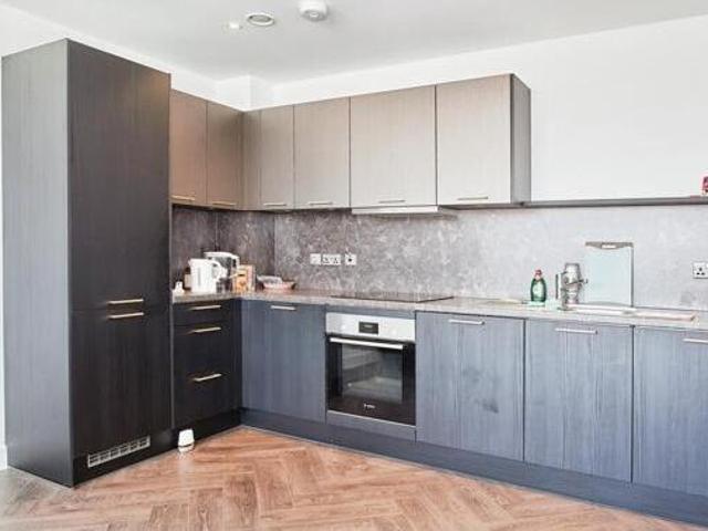1 Bedroom Flat For Sale In Gooch Street North, Birmingham