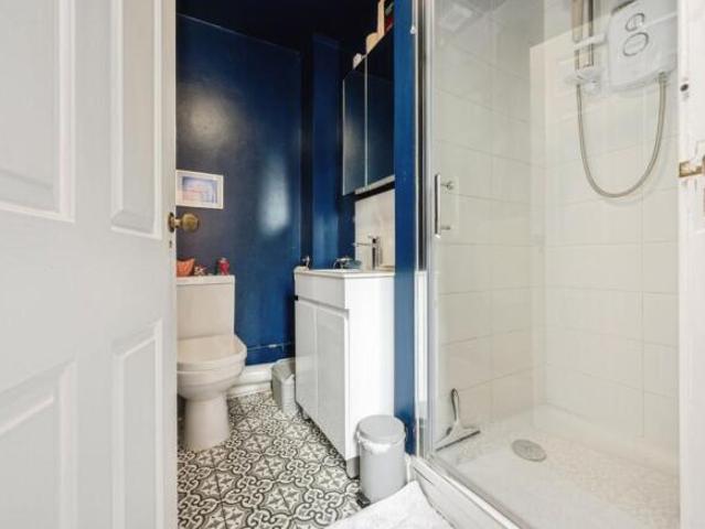 1 bedroom flat for sale in Goldington Avenue, BEDFORD, Bedfordshire, MK40