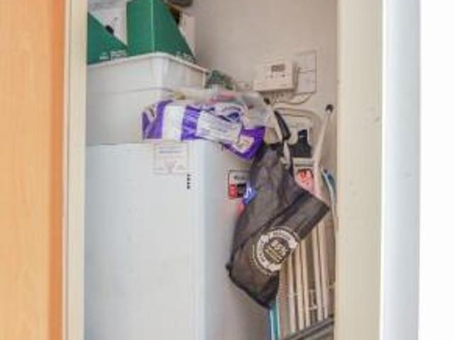 1 bedroom flat for sale in Gotts Road, Leeds, West Yorkshire, LS12