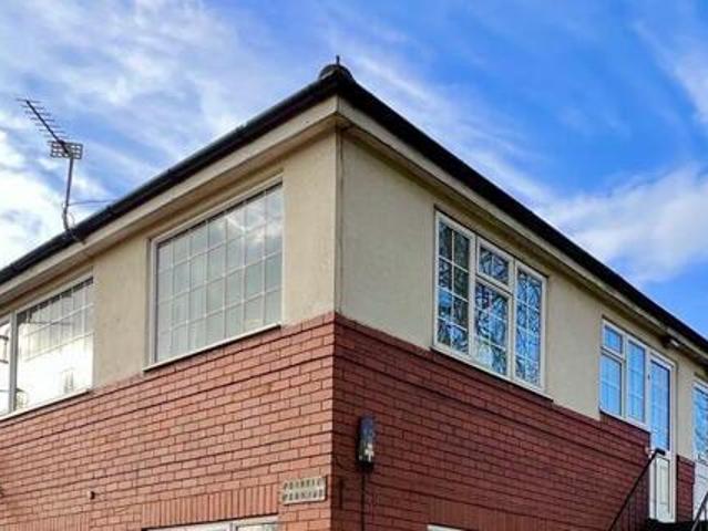 1 Bedroom Flat For Sale In Gladstone Drive