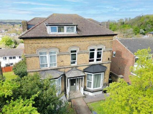 1 Bedroom Flat For Sale In Gravesend