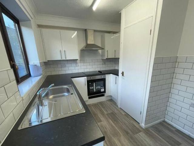 1 Bedroom Flat For Sale In Gravesend, Kent