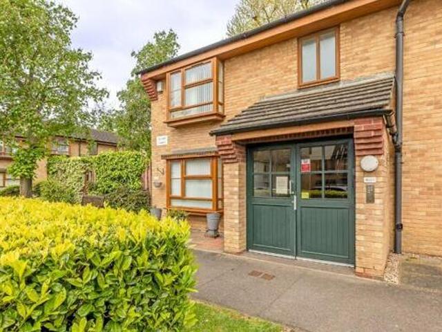 1 Bedroom Flat For Sale In Grays, Essex
