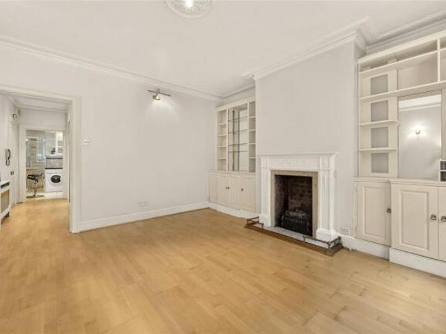 1 bedroom flat for sale in Great Titchfield Street, London, W1W