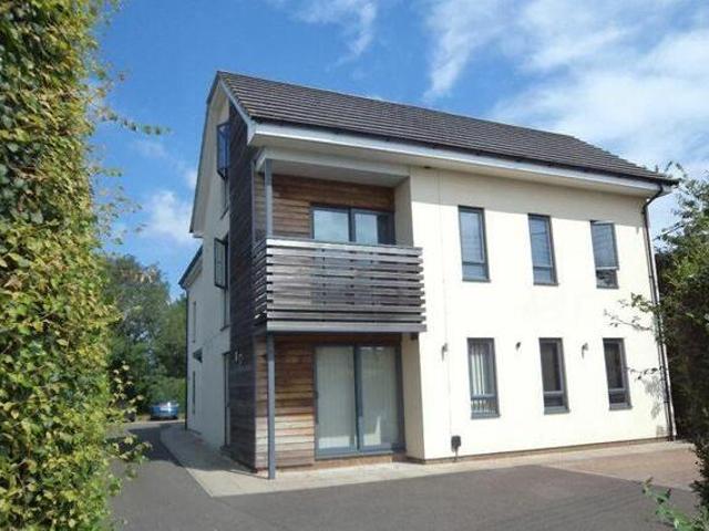 1 Bedroom Flat For Sale In Greenway Lane