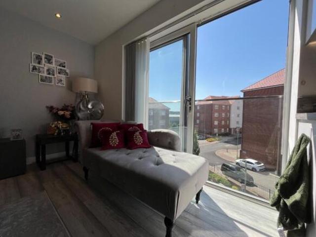 1 bedroom flat for sale in Griffin Court, Stirling Drive, Luton, Bedfordshire, LU2 0GG, LU2