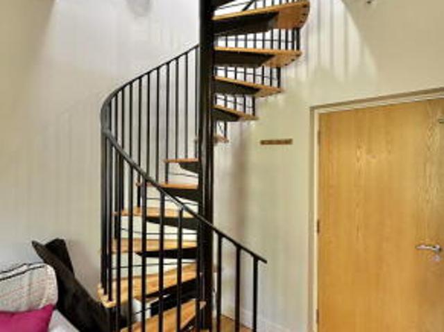 1 bedroom flat for sale in Guinea Lane, Bath, BA1