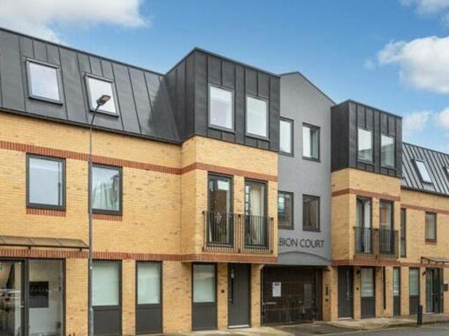1 Bedroom Flat For Sale In Hammersmith, London