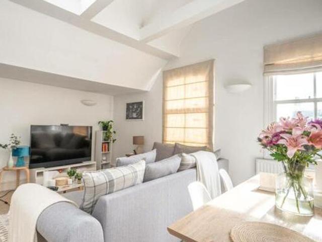 1 Bedroom Flat For Sale In Hampstead, London