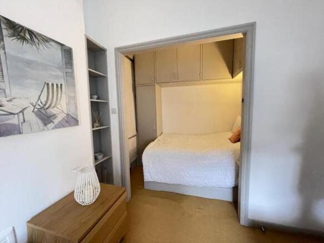 1 bedroom flat for sale in Hallam House, London, SW4