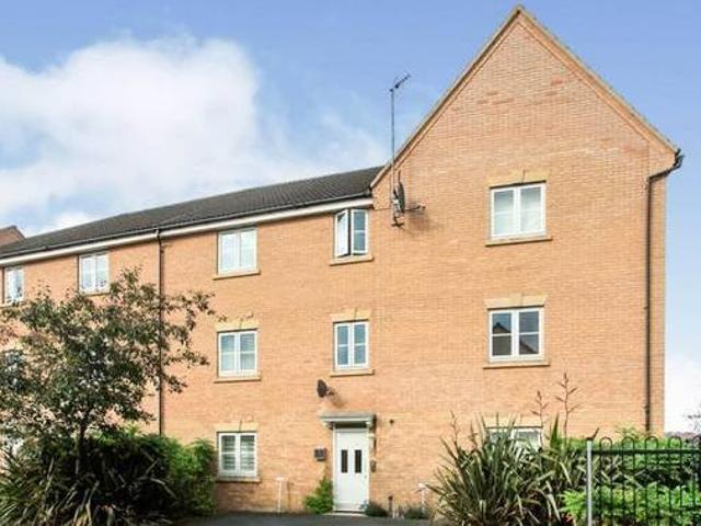 1 bedroom flat for sale in Hargate Way Hampton Hargate Peterborough PE7