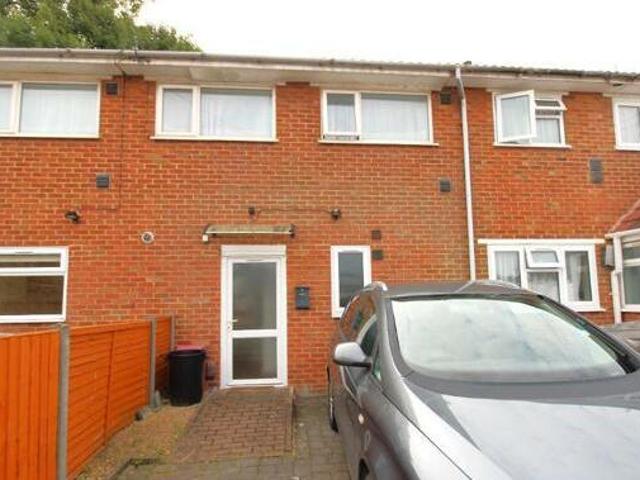 1 Bedroom Flat For Sale In Harlington, Middlesex